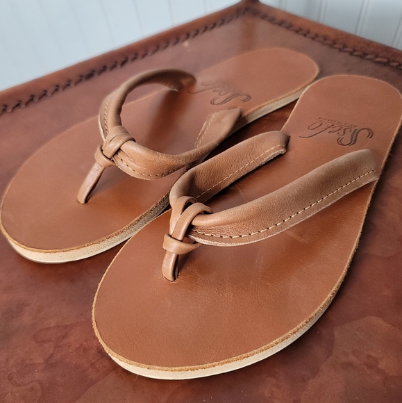 Sseko | Shoes | Sseko Leather Flip Flops | Poshmark
